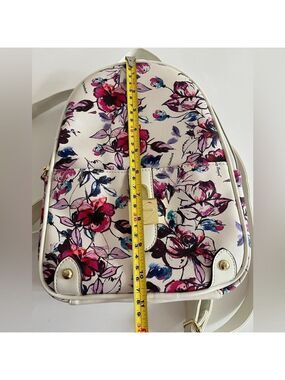 Juicy Couture | Bags | Juicy Couture Lock N Heart Mini Backpack Cream ...